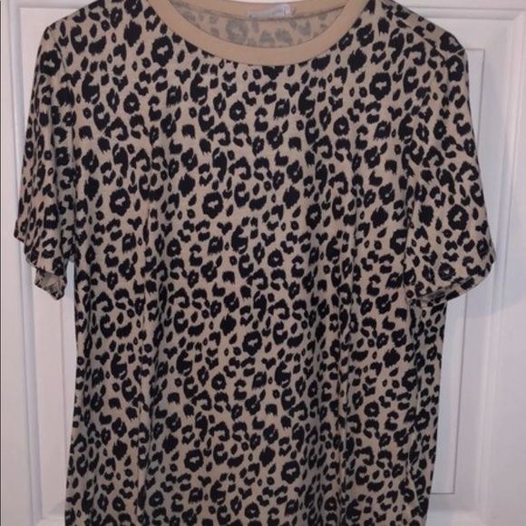 Amazon Essentials | Tops | Amazon Cheetah Tshirt | Poshmark